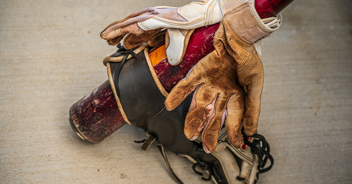 How to Properly Clean Baseball Bats and Gloves - Bownet